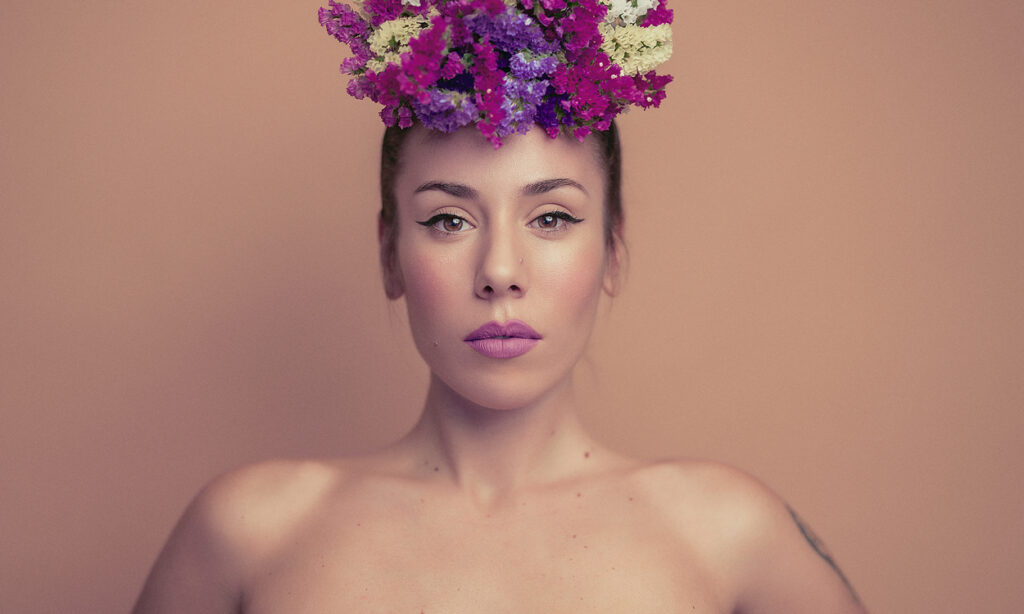 Miryam Latrece – voz